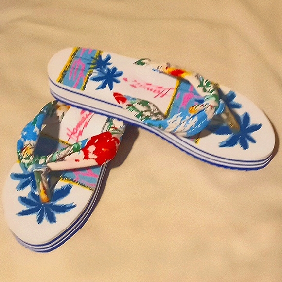 Source Unknown | Shoes | Flip Flops | Poshmark